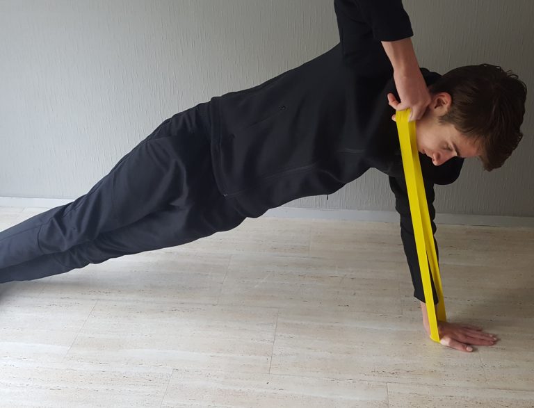 How to train your back muscles for archery - ImproveYourArchery.com