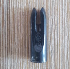 How to choose the right nock (size and fitting) - ImproveYourArchery.com