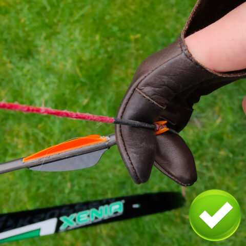 How to shoot a bow - picture guide - ImproveYourArchery.com
