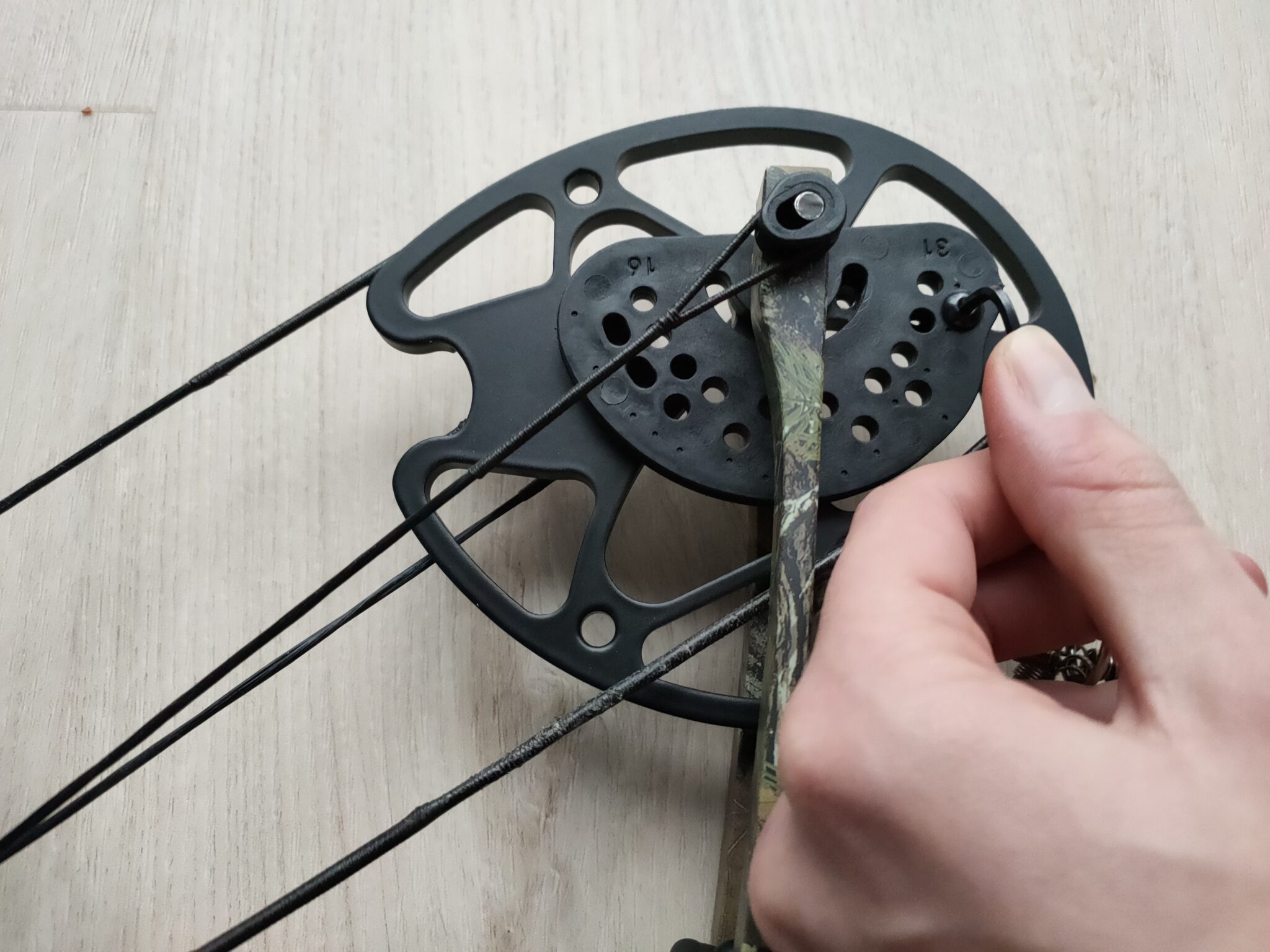 How to draw a bow - A complete guide - ImproveYourArchery.com
