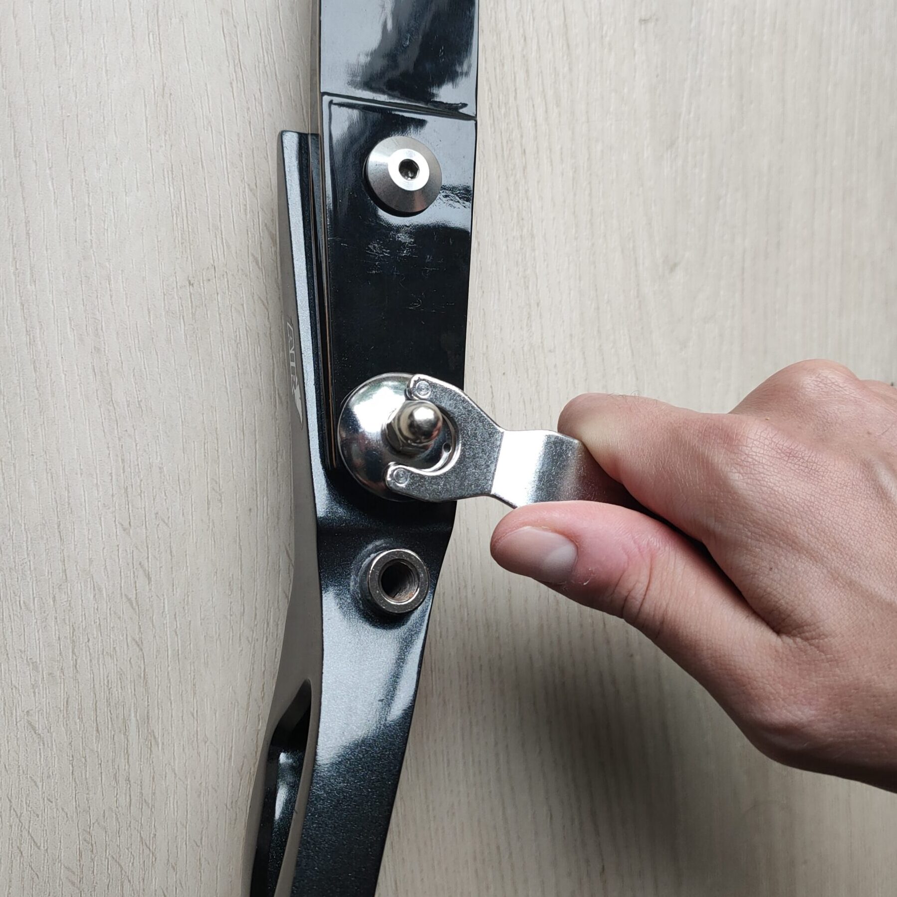 How to align your bow limbs - Limb alignment tuning