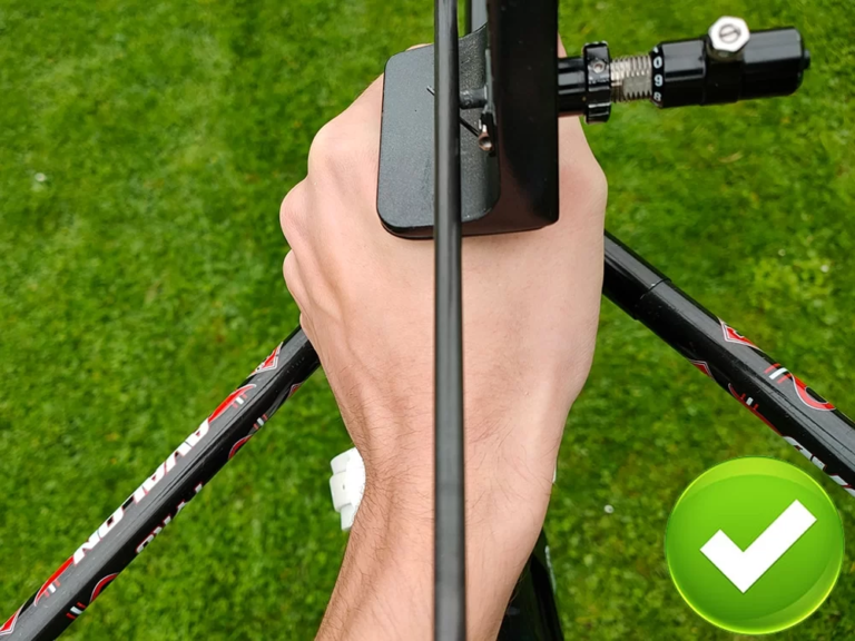 How you should grip your bow - Picture Guide - ImproveYourArchery.com