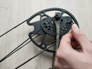 How to draw a bow - A complete guide - ImproveYourArchery.com