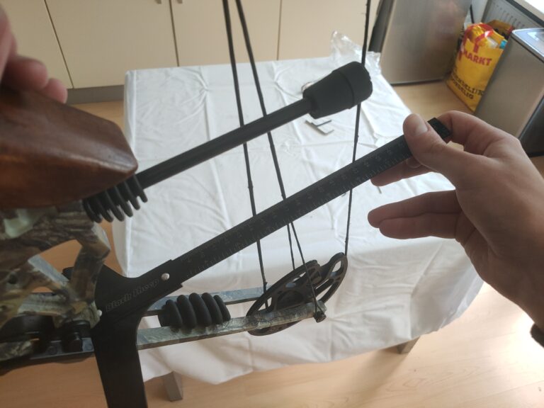 How to Setup and Tune a Compound Bow - Picture Guide